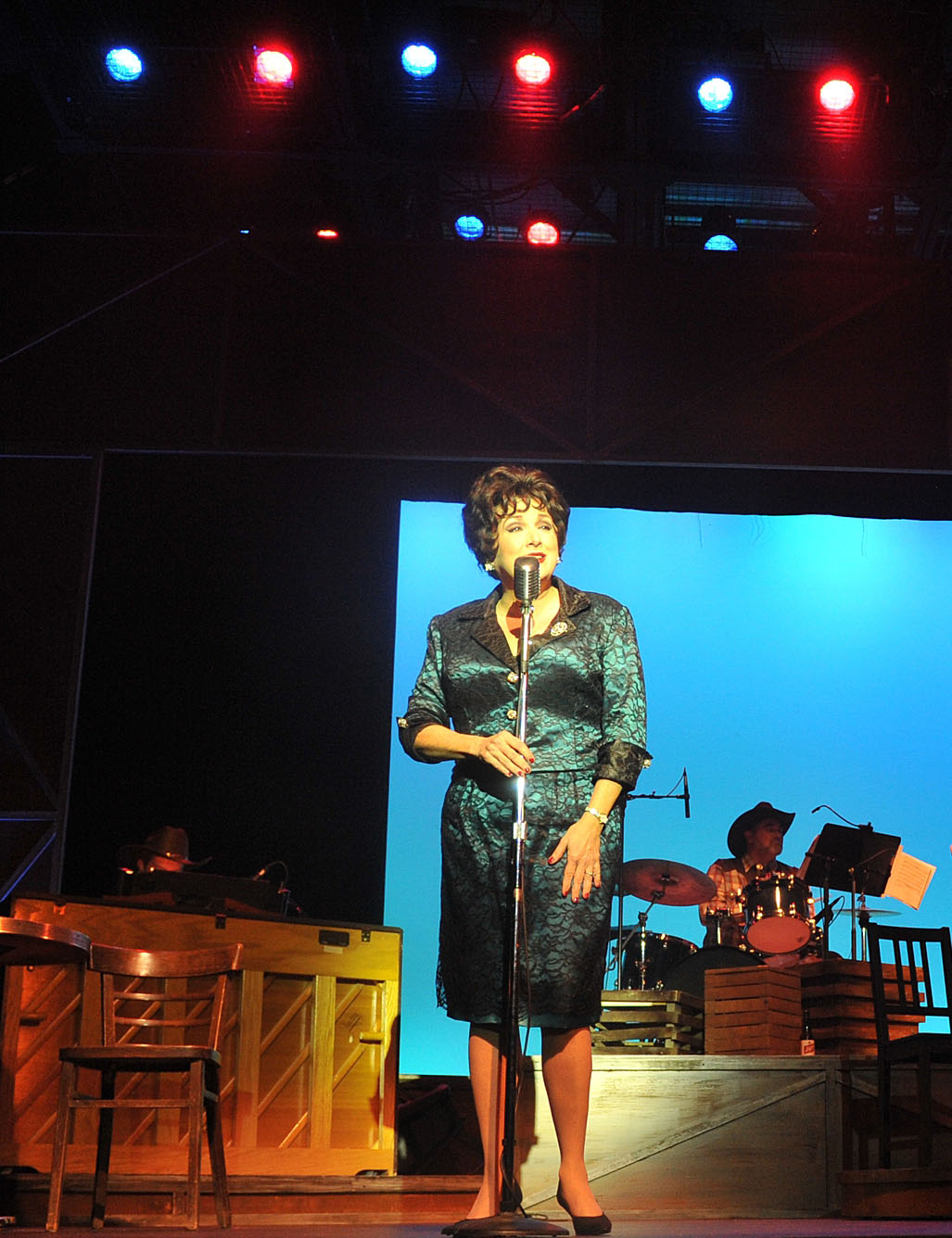 See "A Closer Walk With Patsy Cline" At Garland's Plaza Theatre