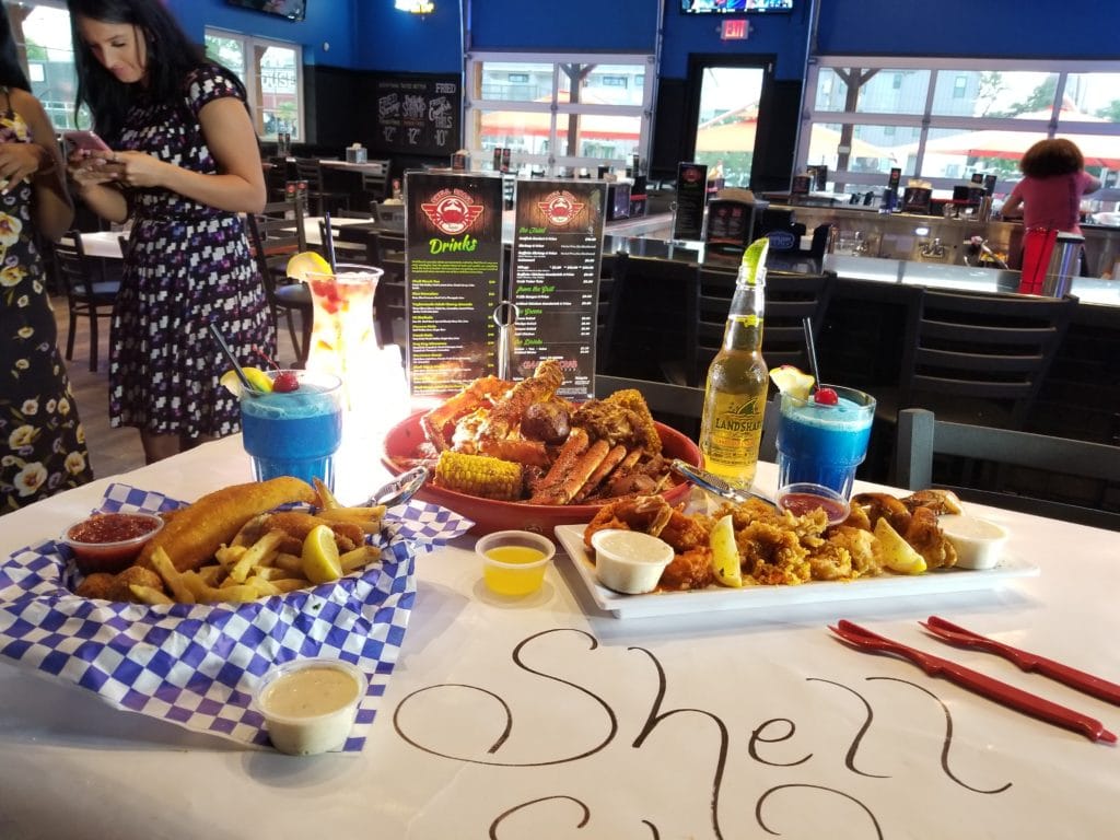 Shell Shack Opens Bigger, Better Spot On Henderson Avenue