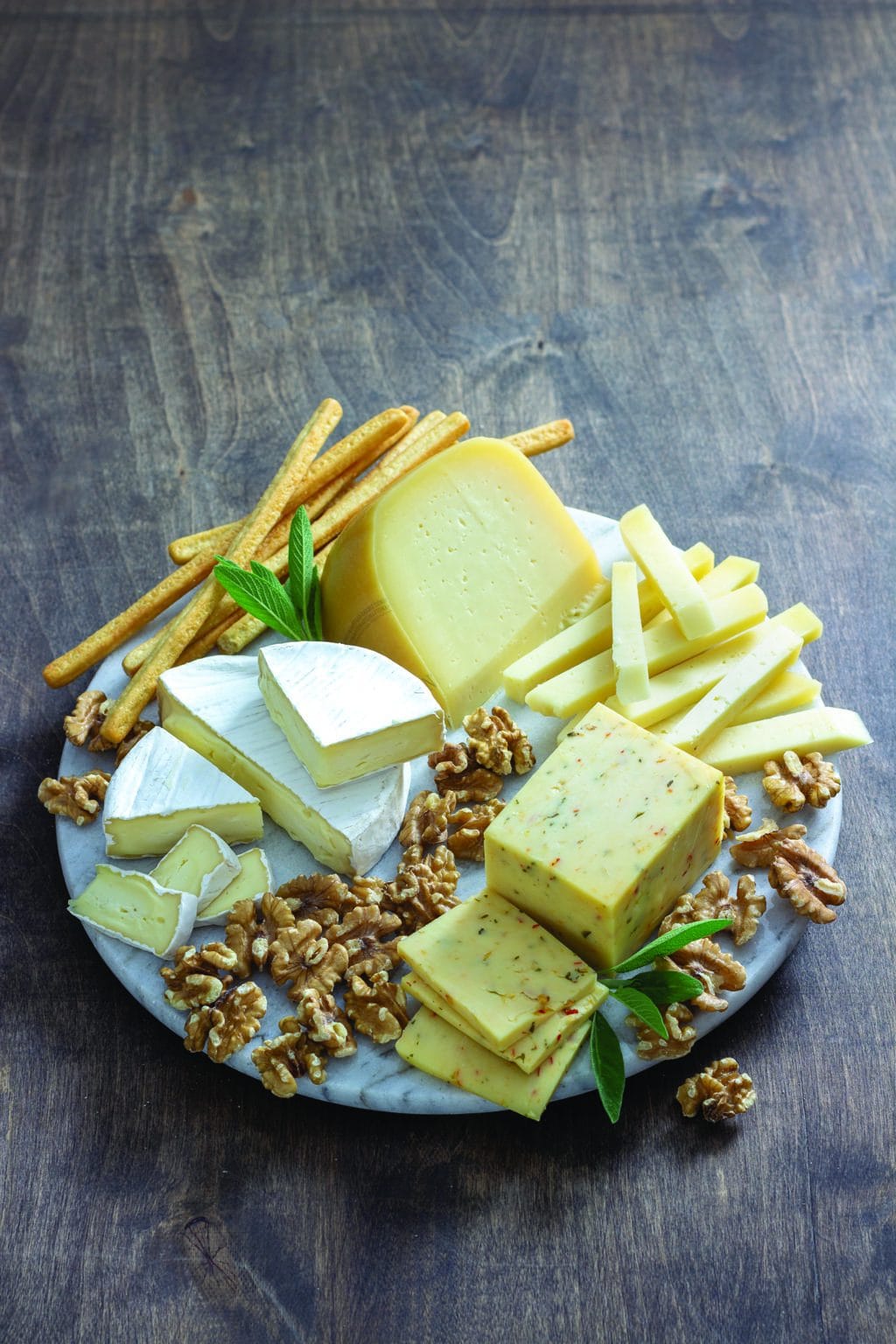 5 Tips To Create The Perfect Cheese Plate - Focus Daily News