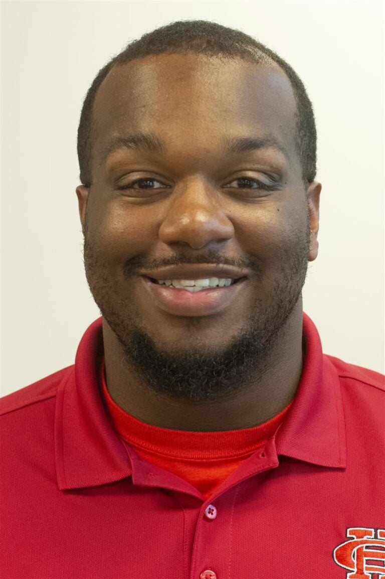 Former OU Star Shead Loves His Life As a Longhorn - Focus Daily News