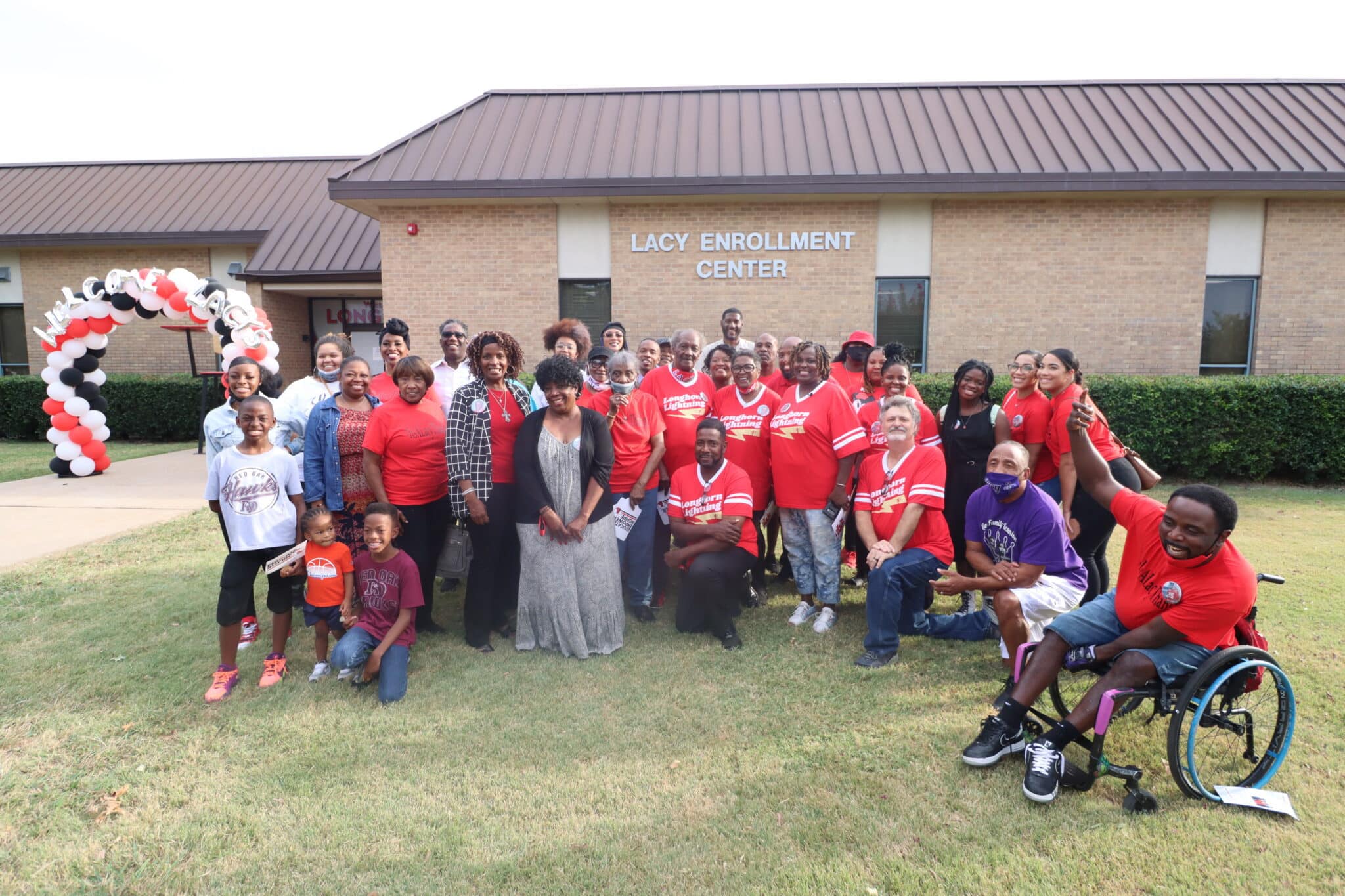 Cedar Hill ISD Honors the Lacys – The Family That Integrated the District