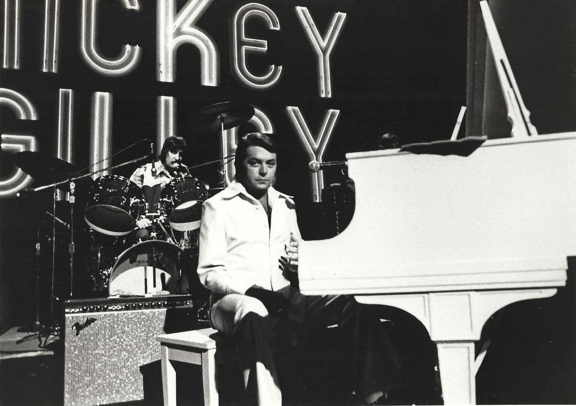 Mickey Gilley, A Legend, Dead At 86 - Focus Daily News