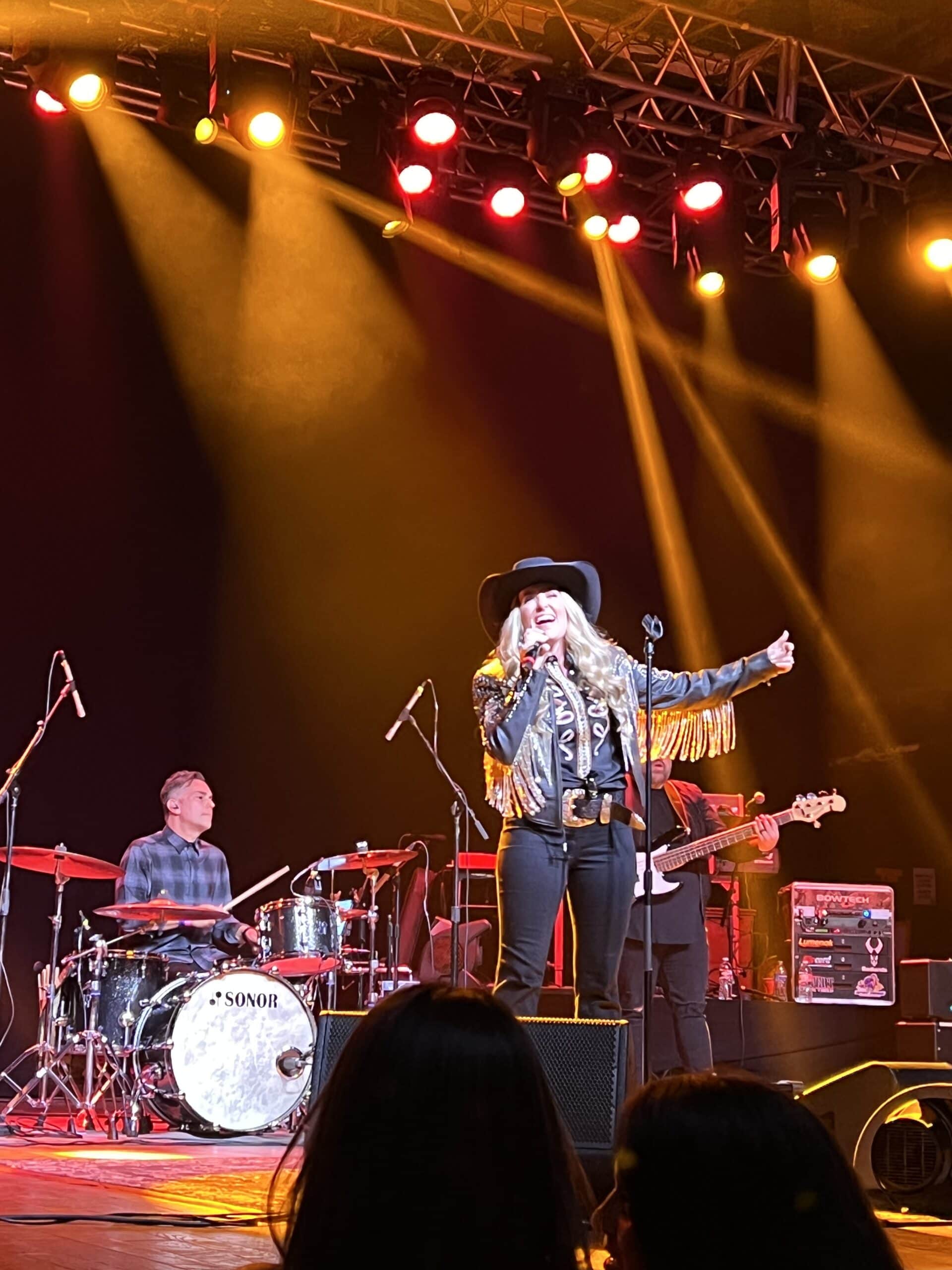 Rising Country Music Star Amanda Kate Ferris Performs at Midlothian ...