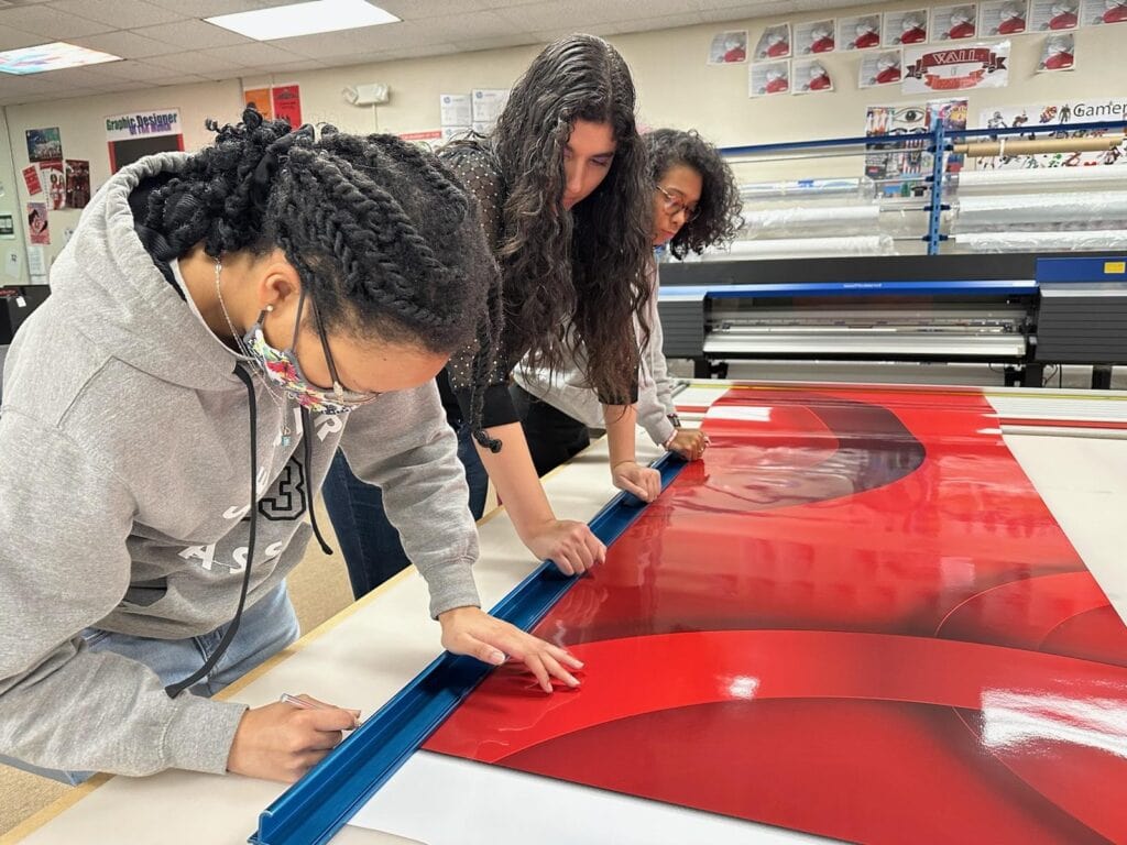 Cedar Hill High School Graphic Design Highlights Its Print Shop