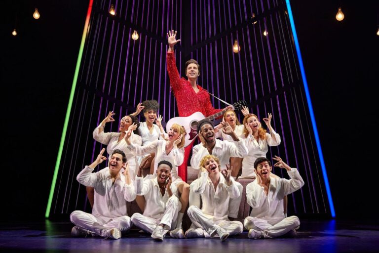 A Beautiful Noise: The Neil Diamond Musical Opens in Dallas March 10 ...